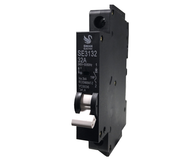 SE-3132 - MCB / CIRCUIT BREAKER 32A 3KA 1P SAMITE
